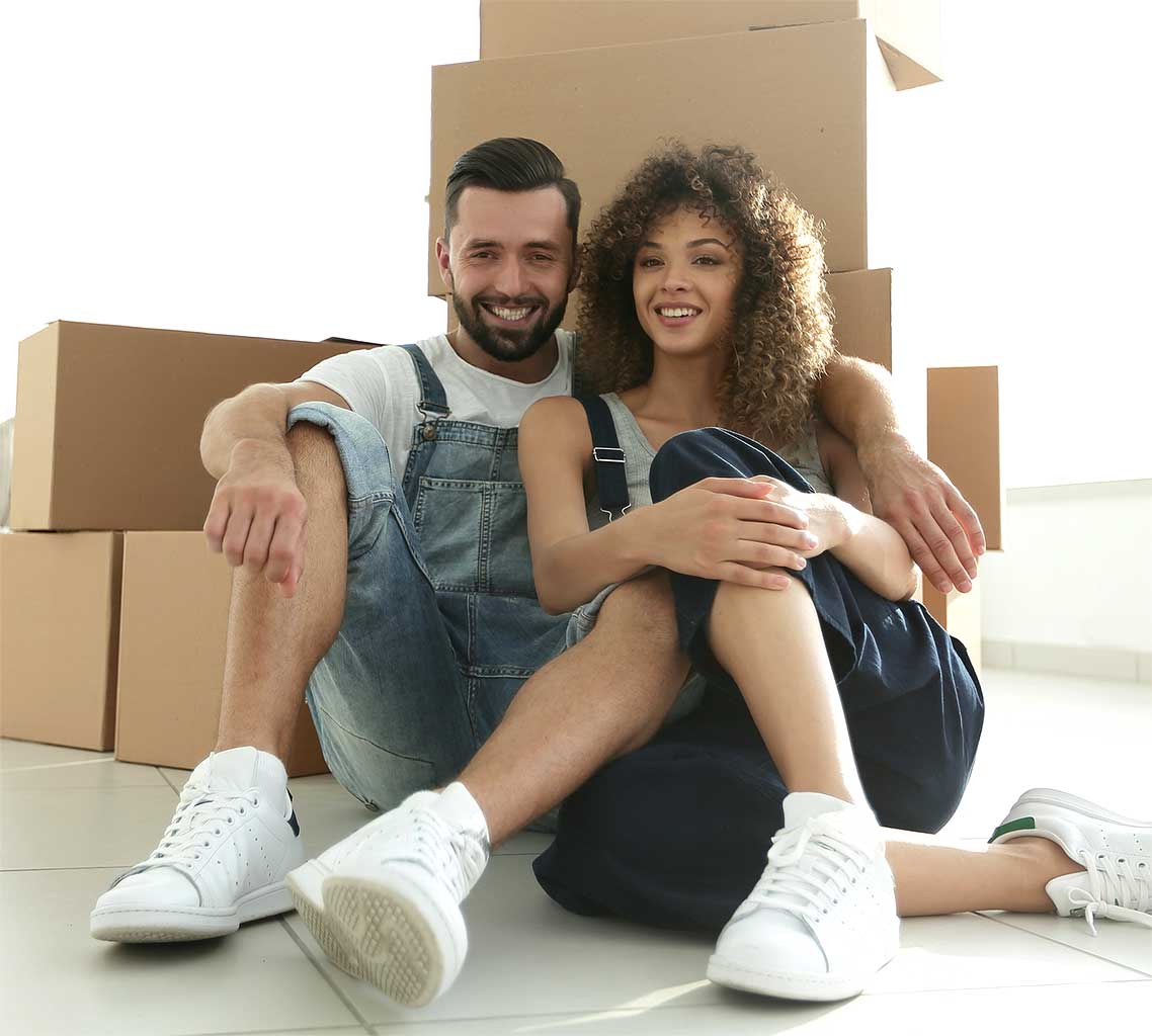 couple-moving